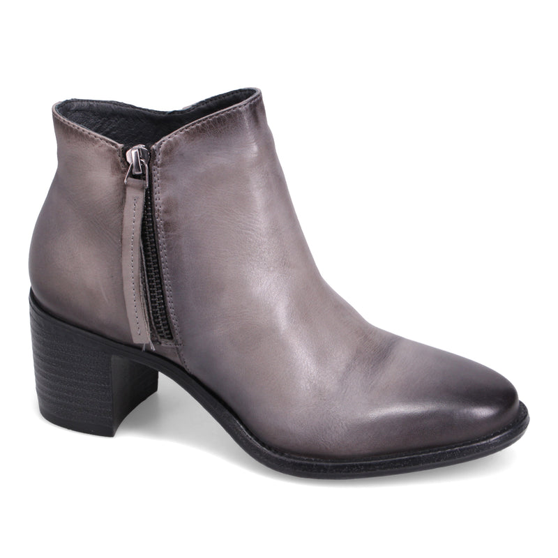 Ketch Shoes | Quality footwear from around the world.